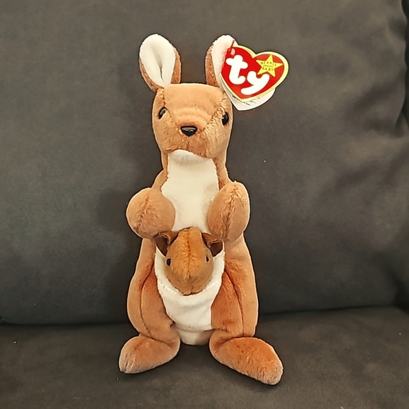 TY - Beanie Baby | Other | Rare Ty Pouch The Kangaroo Beanie Baby ...